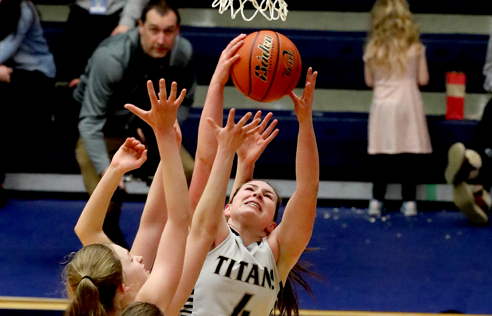 Making her own history, South Kam’s Gobeil goes big, leads Titans to ...