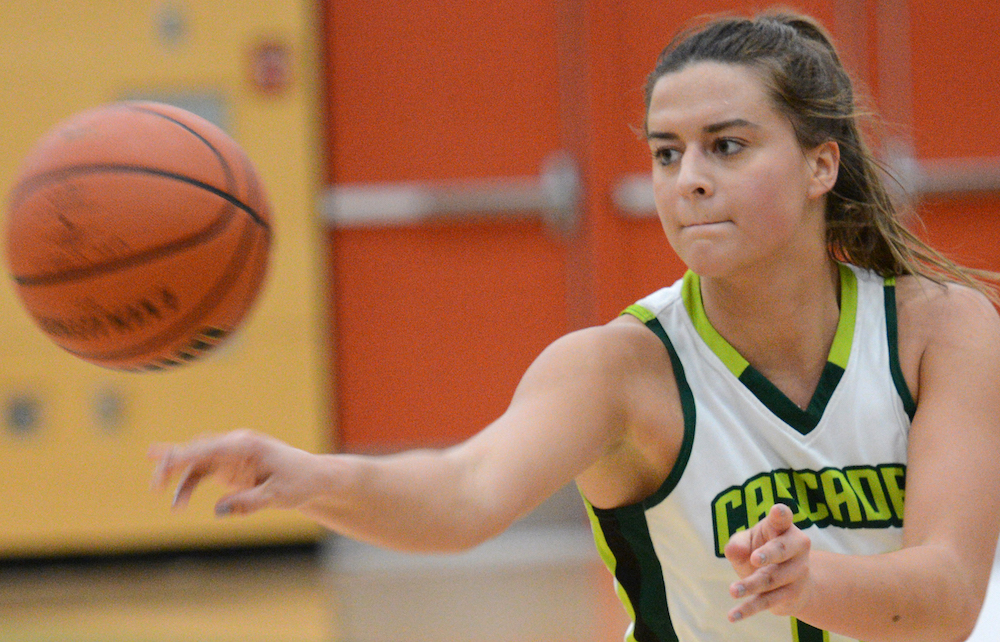 UFV’s Amanda Thompson: Battle-scarred but unbowed, three knee surgeries ...