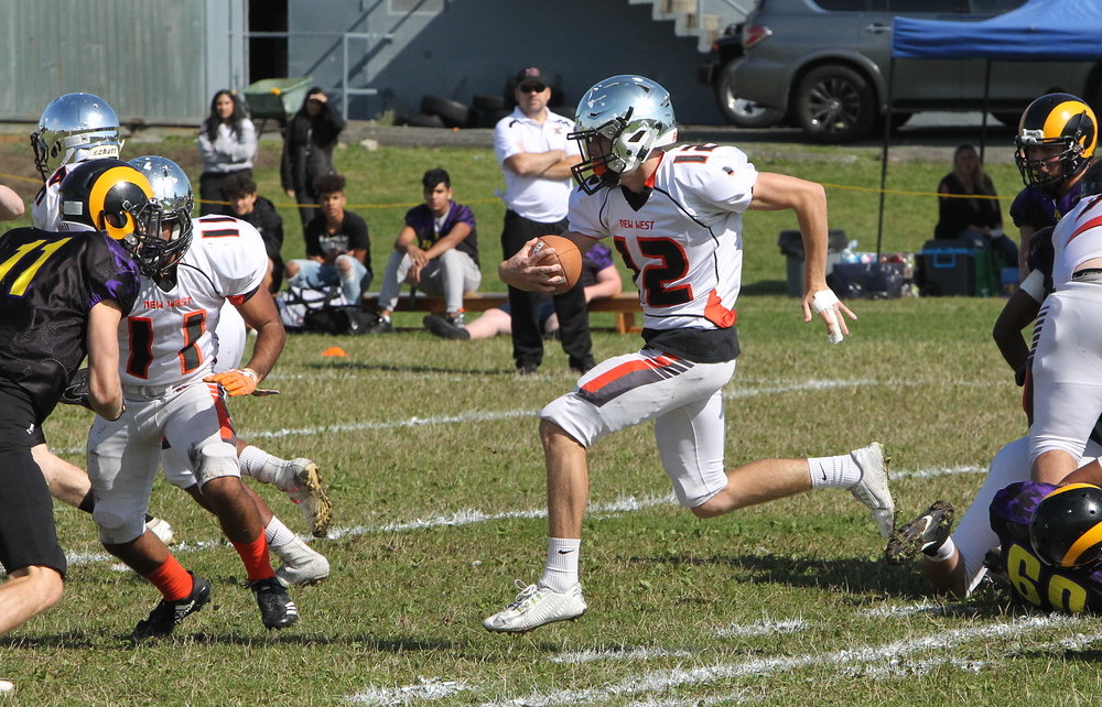 Varsity Letters 09.30.19 BC High School Football Big 5: New West Hyacks ...