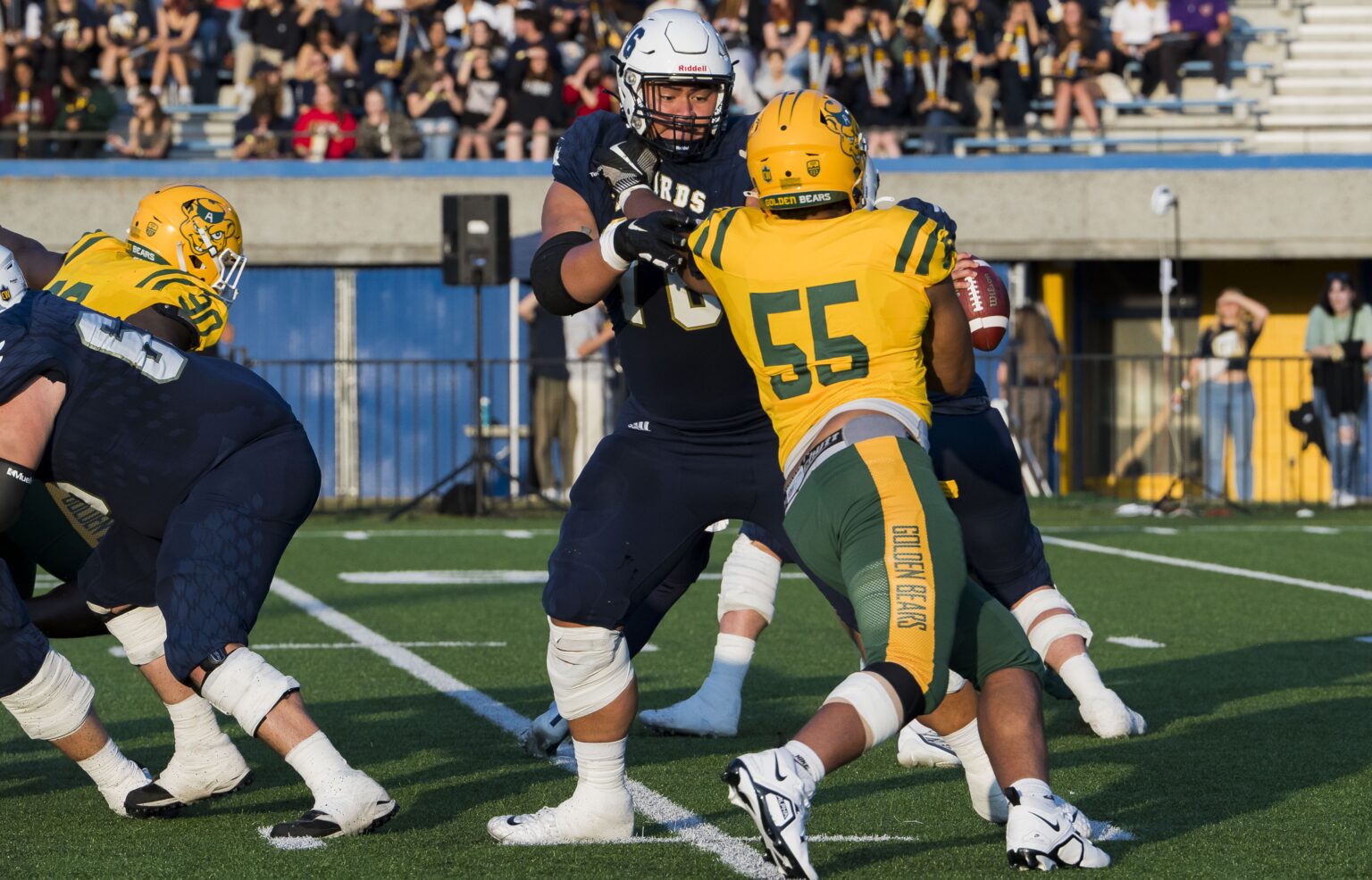 Veteran mentorship helps ex-‘Birds O-lineman Giovanni Manu tackle the ...